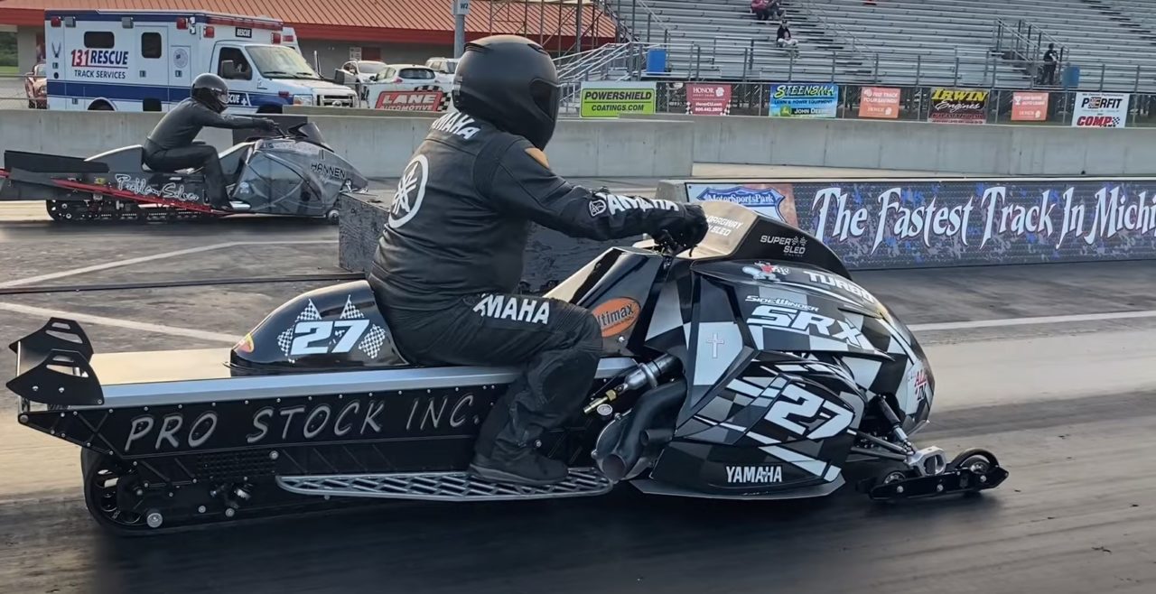 World’s Fastest Snowmobile Relies on Ultimax® Belts - Ultimax ...